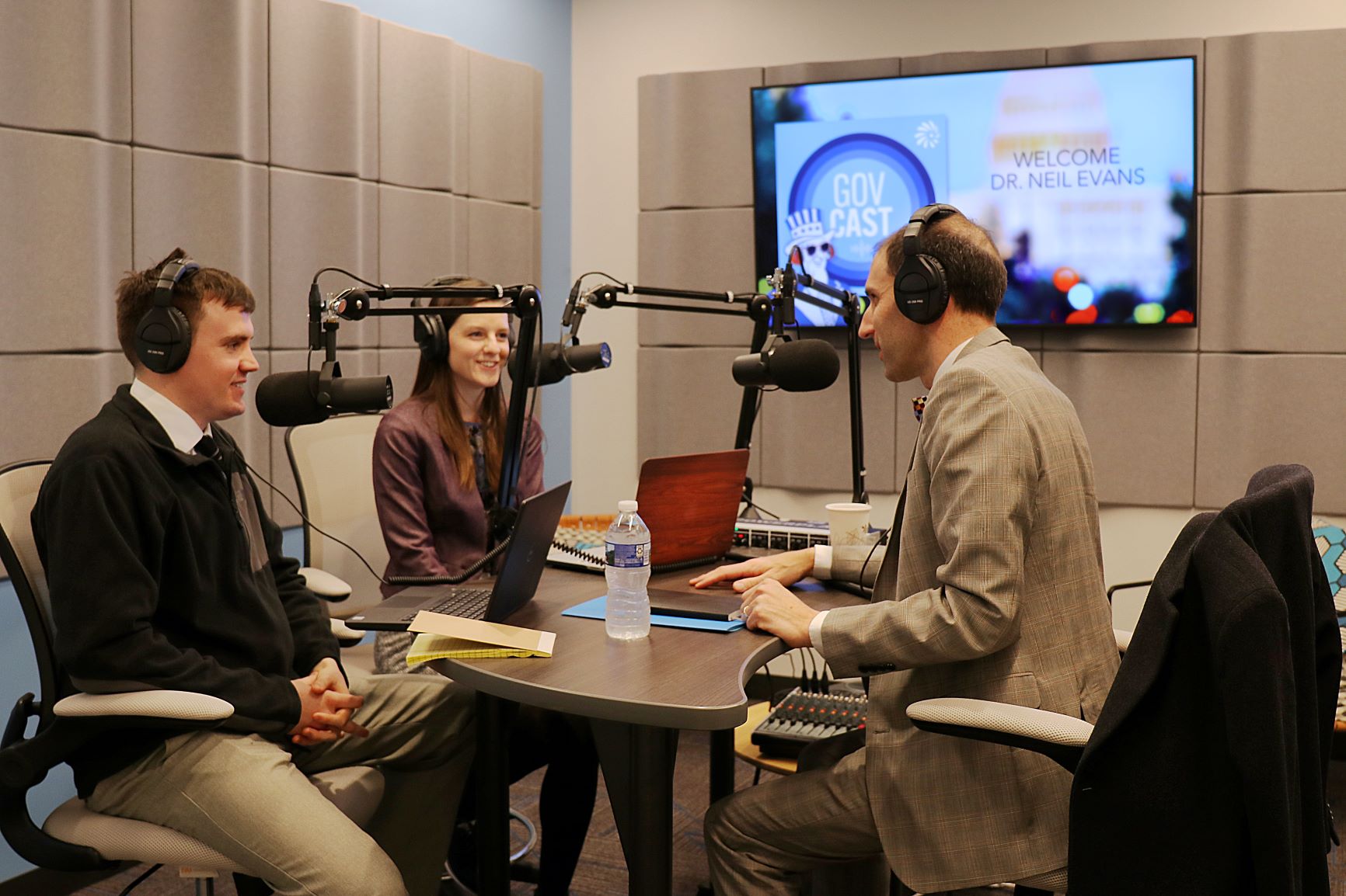Dr. Neil Evans, Chief Officer of Connected Care at the Veterans Health ...